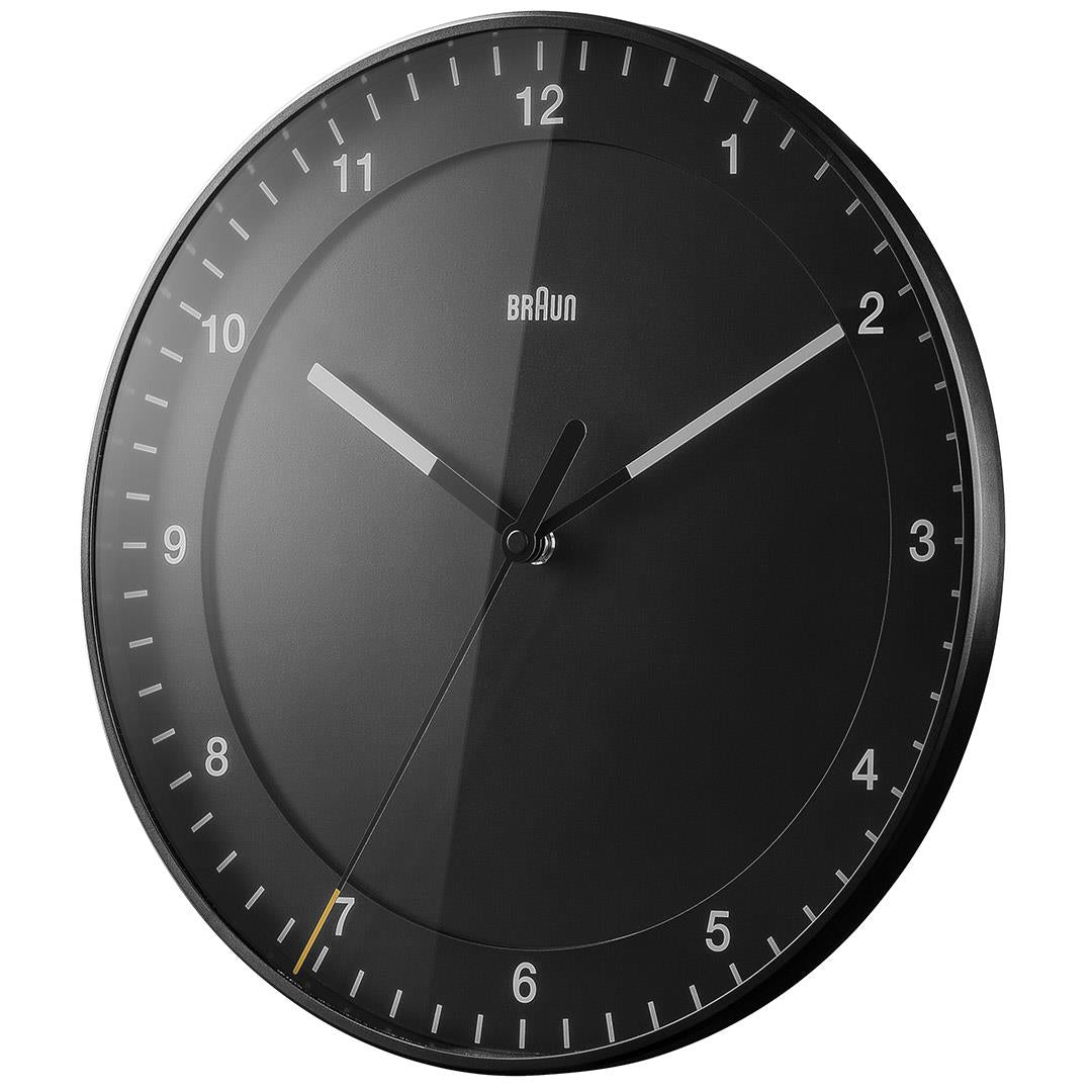 BC17 Braun classic large analogue wall clock - black – Braun Clocks